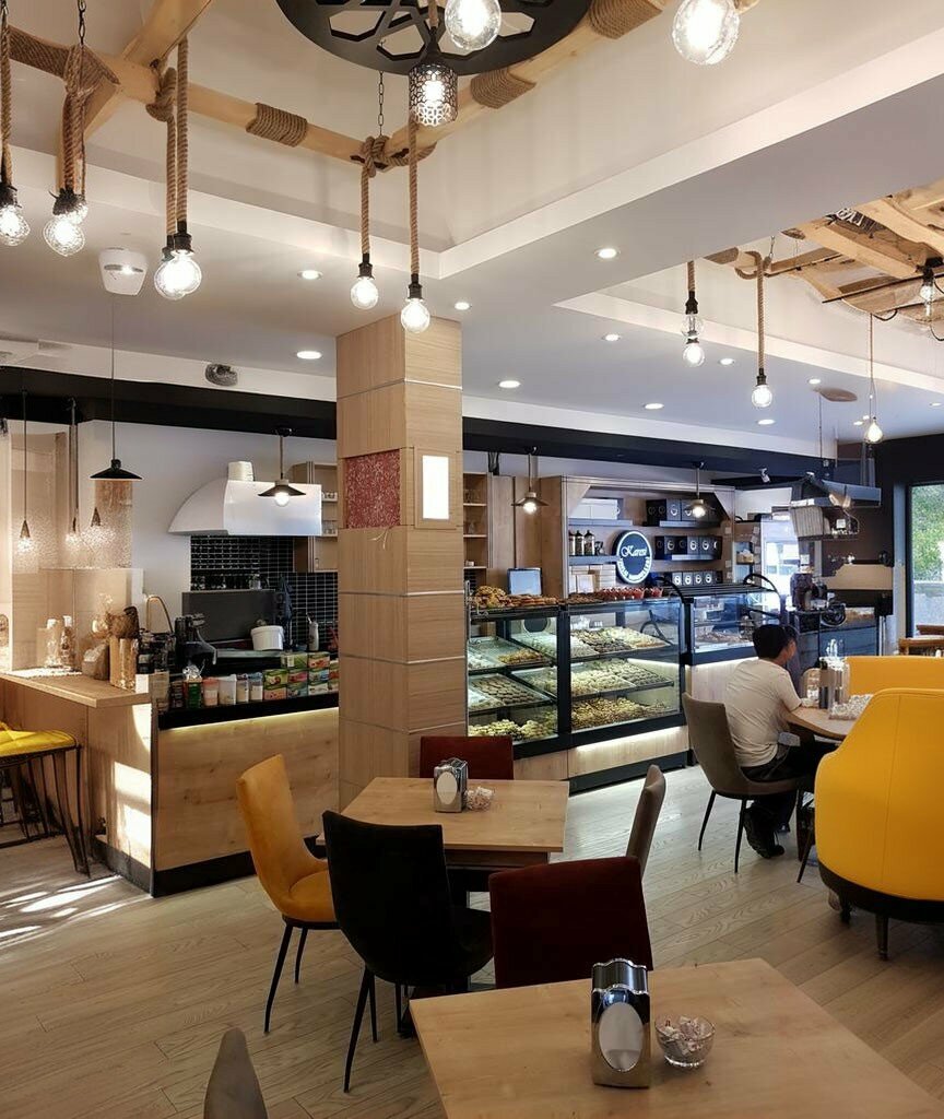 Pasta, şekerleme ve tatlı Karesi Pastanesi, Bigadiç, foto