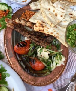 Namlı Ocakbaşı (Cumhuriyet Mah., 5048 Sokak, Yunusemre, Manisa), kafe  Manisa'dan