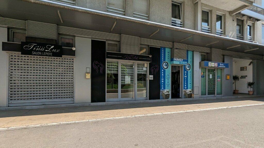 Güzellik salonu Tina Lux, Belgrad, foto