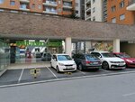 Univerexport (Jurija Gagarina Street No:20O), süpermarket  Belgrad'dan