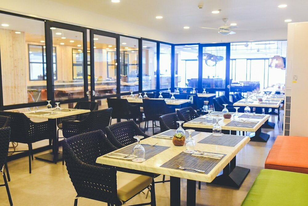 Otel Bay's Inn, , foto