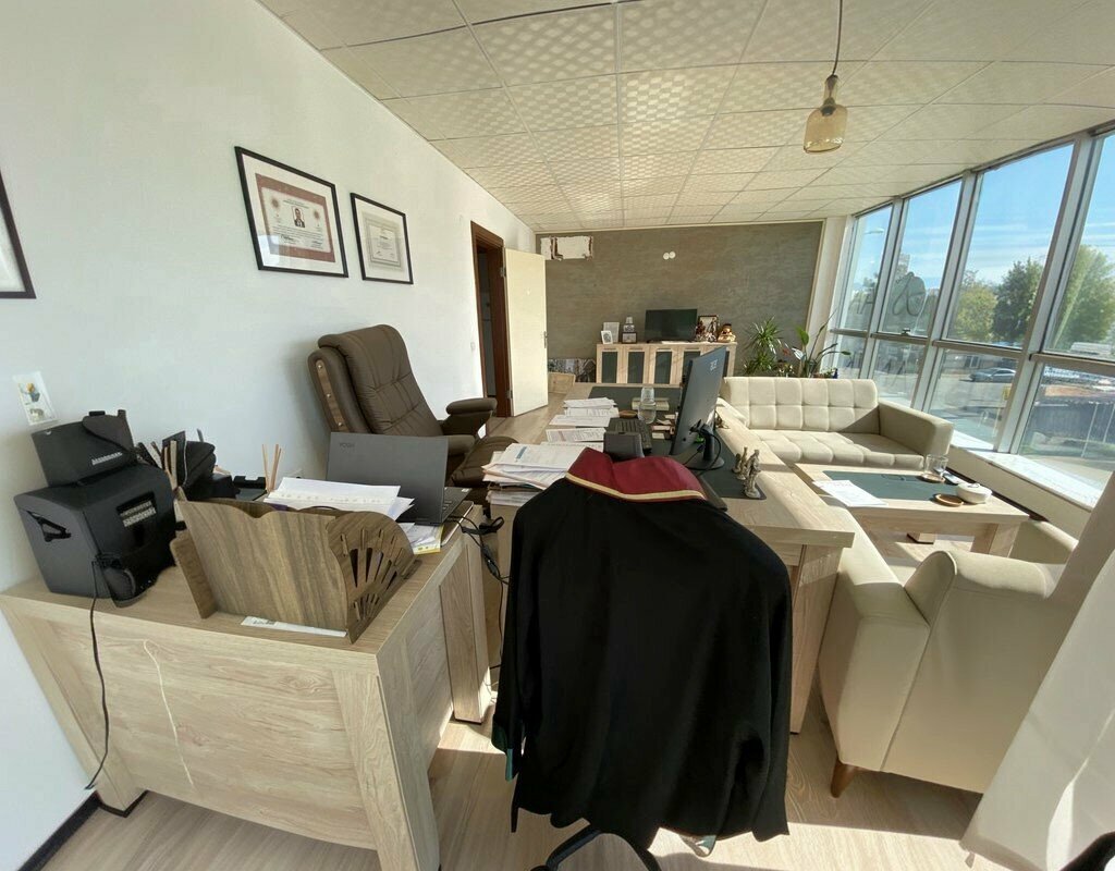 Hukuk büroları Kara Avukat Bürosu, Döşemealtı, foto