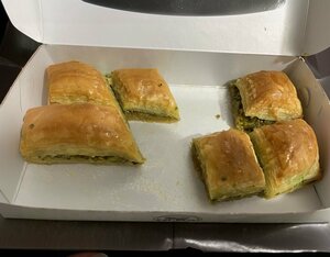 Ni-ba Nizip Baklavaları Mugla Subesi (Muğla, Menteşe, Şeyh Mah., İsmet İnönü Cad., 3A), kafe  Menteşe'den