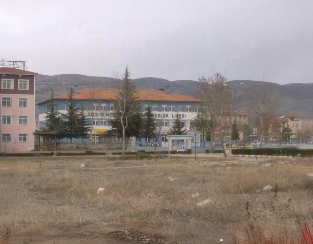 Lise Dinçerler Mesleki Ve Teknik Anadolu Lisesi, Zile, foto