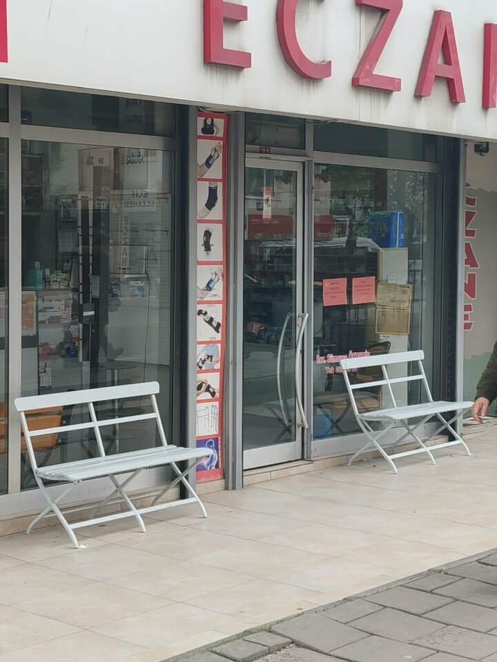 Eczaneler Şirinyer Yonca Eczanesi, İzmir, foto