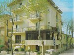 Abay (Emilia-Romagna, Rimini, Rimini, Via di Giacomo), otel  Rimini'den