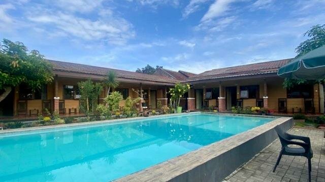 Otel RedDoorz Plus @ Jalan Damai 2, Dünya, foto