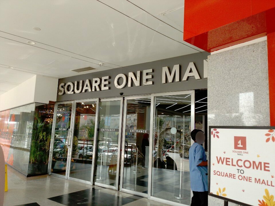 Alışveriş merkezleri Square One Mall, Karaçi, foto