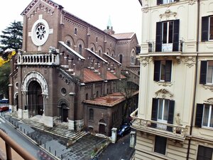 Le Petit Bijou (Via Piemonte No:32), otel  Roma'dan
