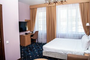 Boutique Hotel 1 and 3 (Khabarovskaya ulitsa No:1Б), otel  Volgograd'dan