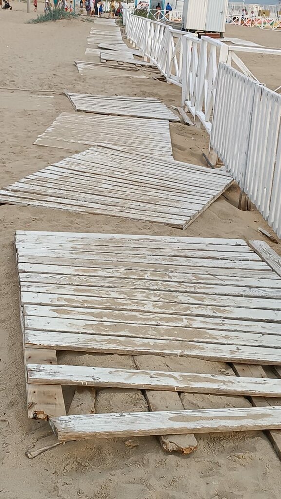 Plaj Beach Territory Dvoryanskoye gnezdo, Krasnodarski krayı, foto