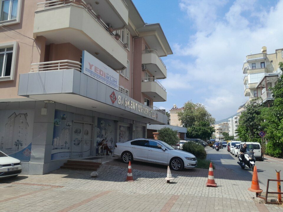 Üniversiteler Başkent Üniversitesi, Alanya, foto