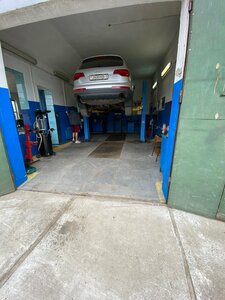 Маланка (vulica 40 hod Kastryčnika No:2Г), otomobil servisi  Ivacevichi'den