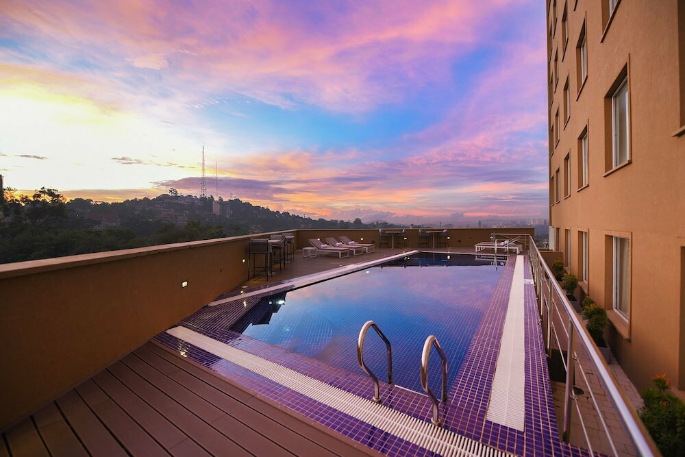 Otel Hilton Garden Inn Kampala, Kampala, foto