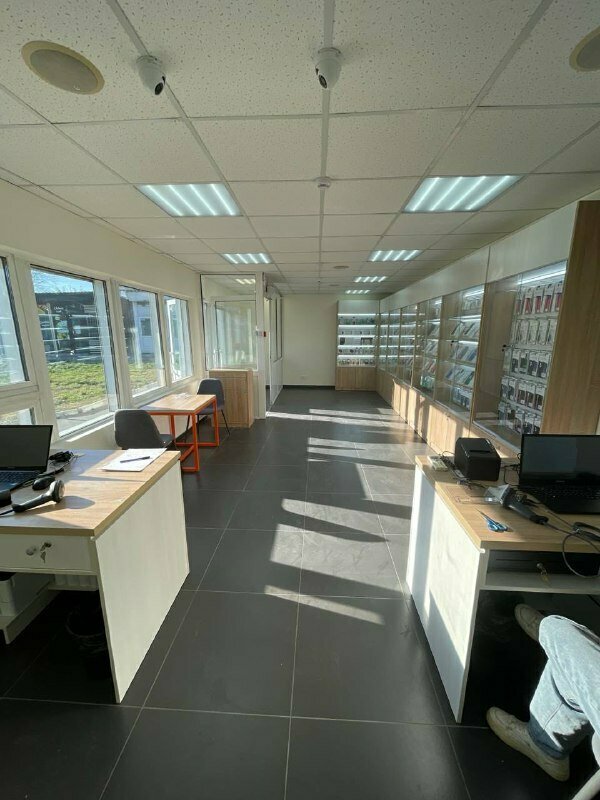 Cep telefonu ve aksesuarları satış mağazaları Связь. On, Perm, foto
