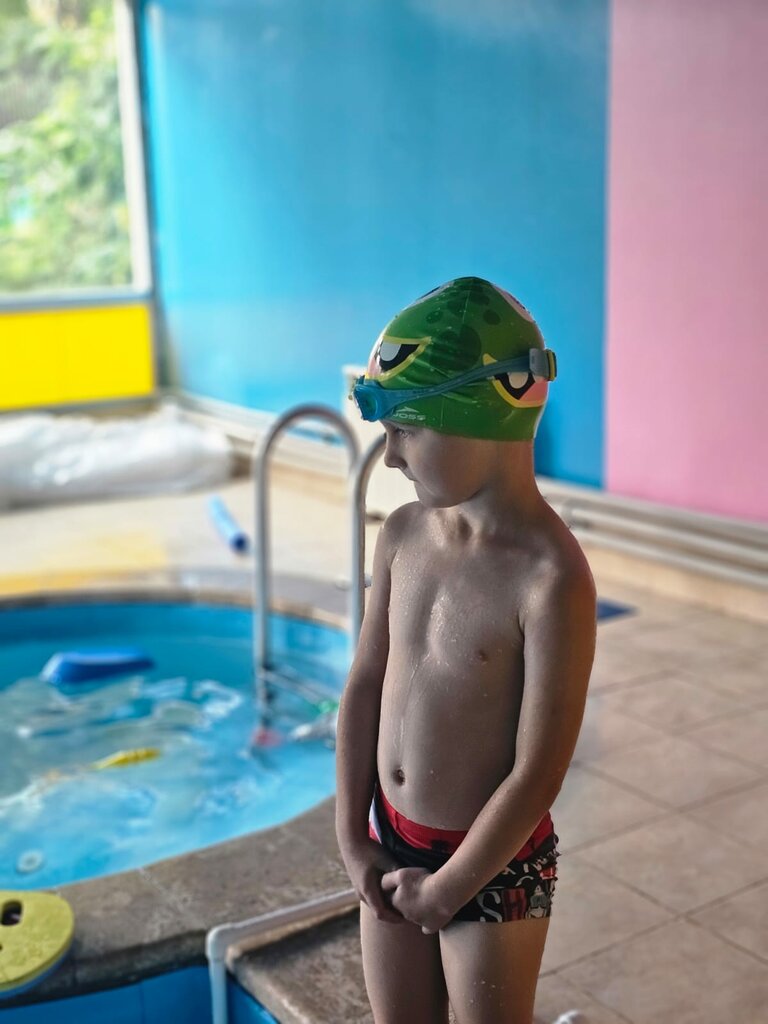 Yüzme havuzları Proswim, Almatı, foto