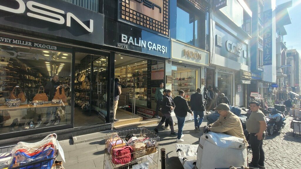 Çanta ve valiz mağazaları Güneş Çanta, İstanbul, foto
