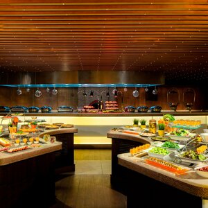 Link Cafe (Sheraton Sharjah Beach Resort & SPA, Al Muntazah, Al Hyrah, Sharjah), kafe  Sharjah'tan