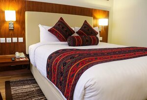 Avari Xpress (Province of Punjab, City of Multan, Multan Cantt), otel  Multan'dan