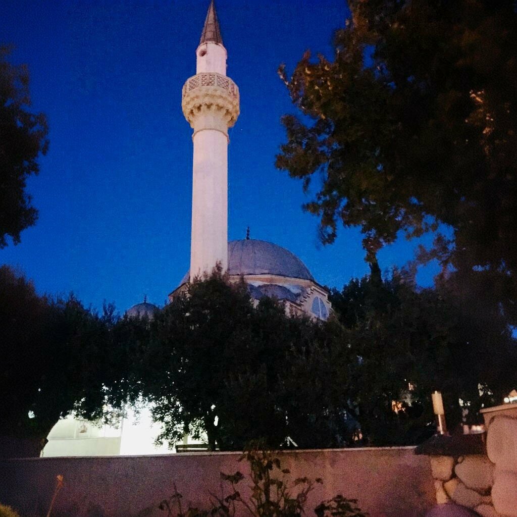Cami Şehitlik Cami, Bandırma, foto