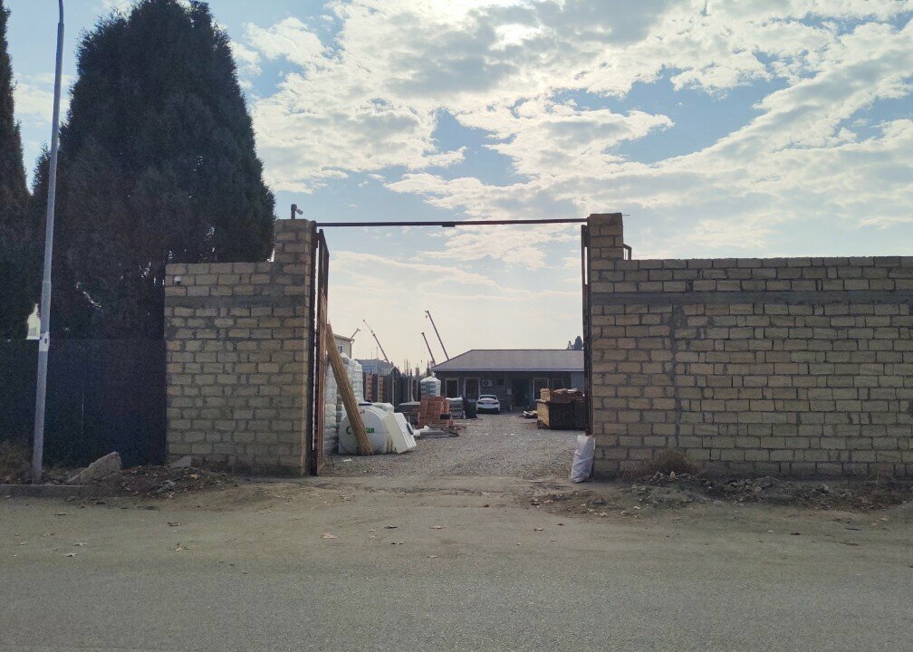 Yapı mağazası Tikinti Materialları, Gence, foto