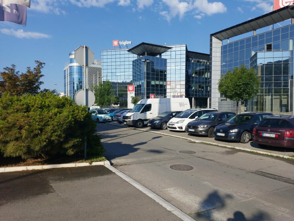 Sigorta şirketleri Triglav, Belgrad, foto