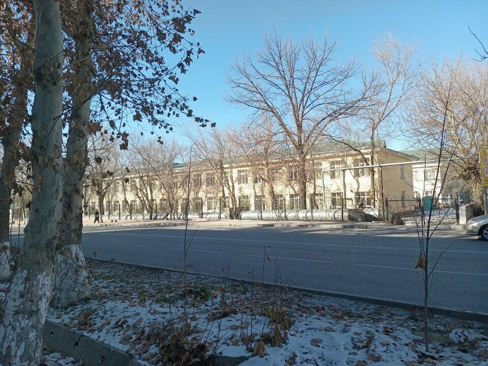 Yatılı okul Specialized Boarding School No. 12 M. Tasov, Çimkent (Şımkent), foto