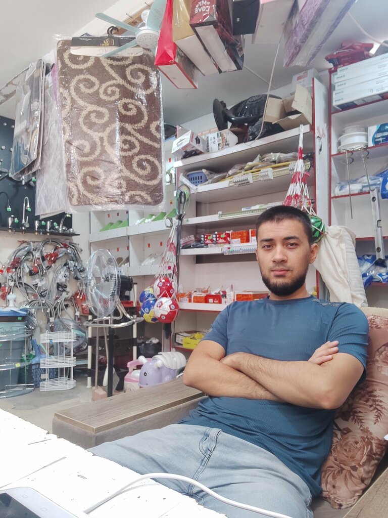 Ev temizlik ürünleri Nafisa New Market, Taşkent, foto