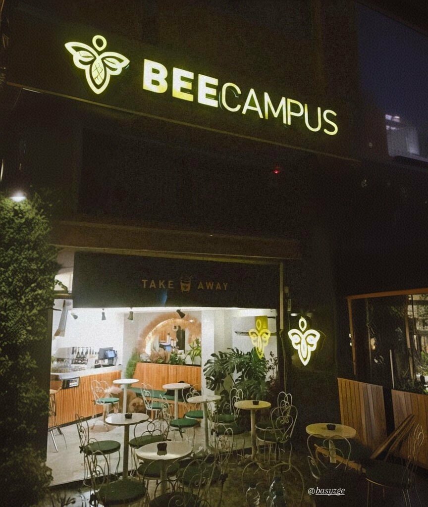 Kafe Bee Campus Sahil, Mersin, foto