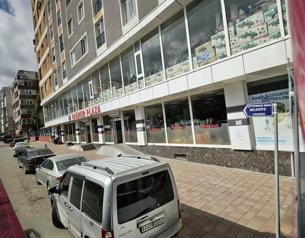 Alışveriş merkezleri Yağmur Plaza, Doğubayazıt, foto