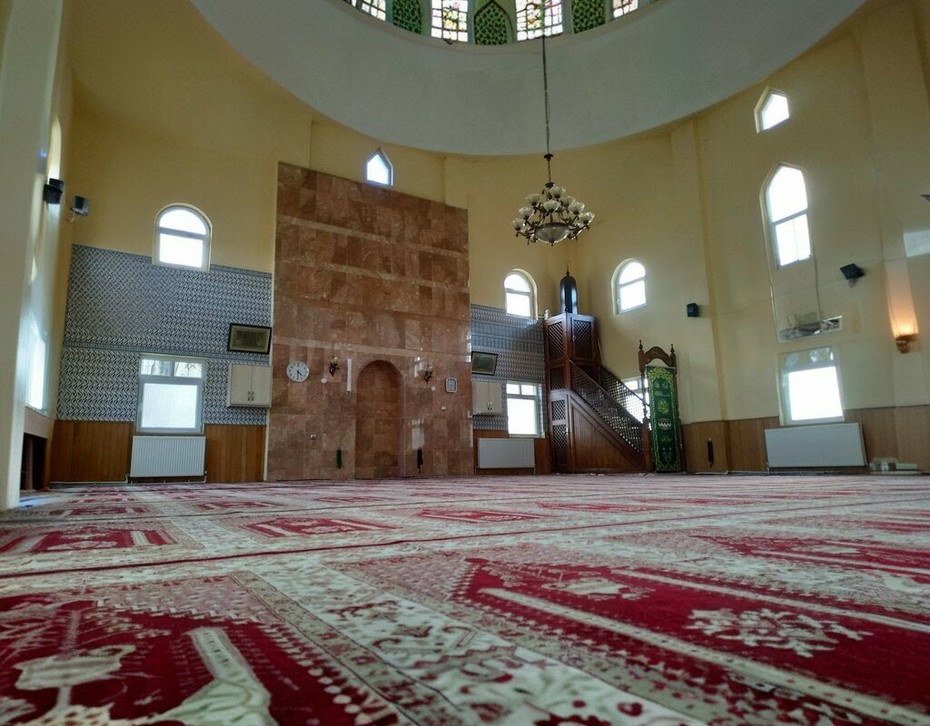 Cami Sarıyer Köyü Yunus Emre Cami, Yıldızeli, foto