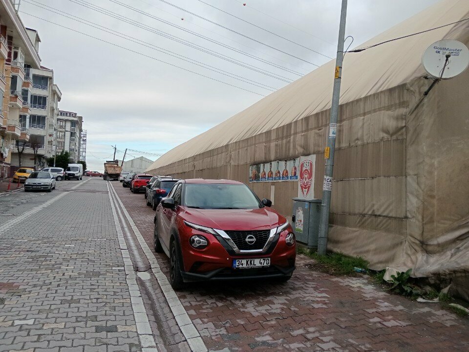 Çok amaçlı spor tesisleri Kurtuluş Spor Tesisleri, İstanbul, foto