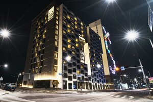 Royal Emporium Hotel (Eunhasu-ro No:35), otel  Incheon'dan