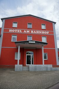 Hotel Am Bahnhof (Bahnhofstraße,17192 Waren,Mecklenburg-Vorpommern,), otel  Waren'dan