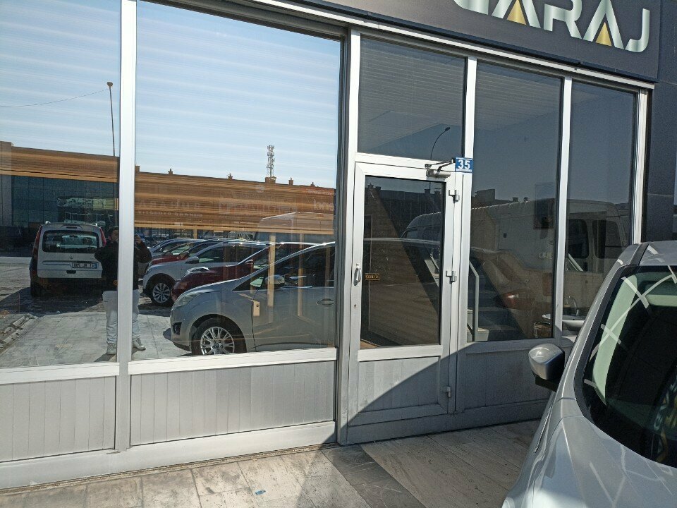 Otomobil satış galerileri Aras Garage, Konya, foto