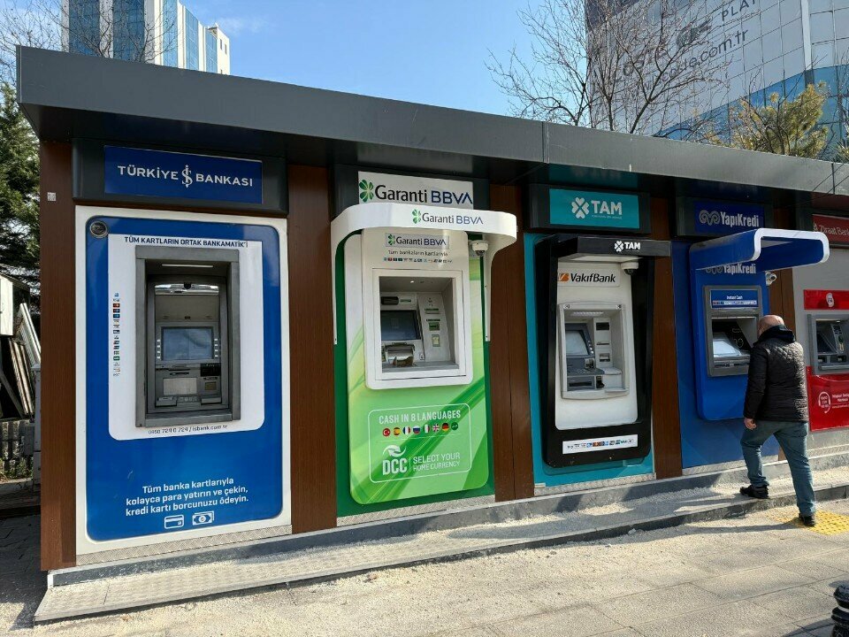 ATM'ler Vakıfbank ATM, İstanbul, foto