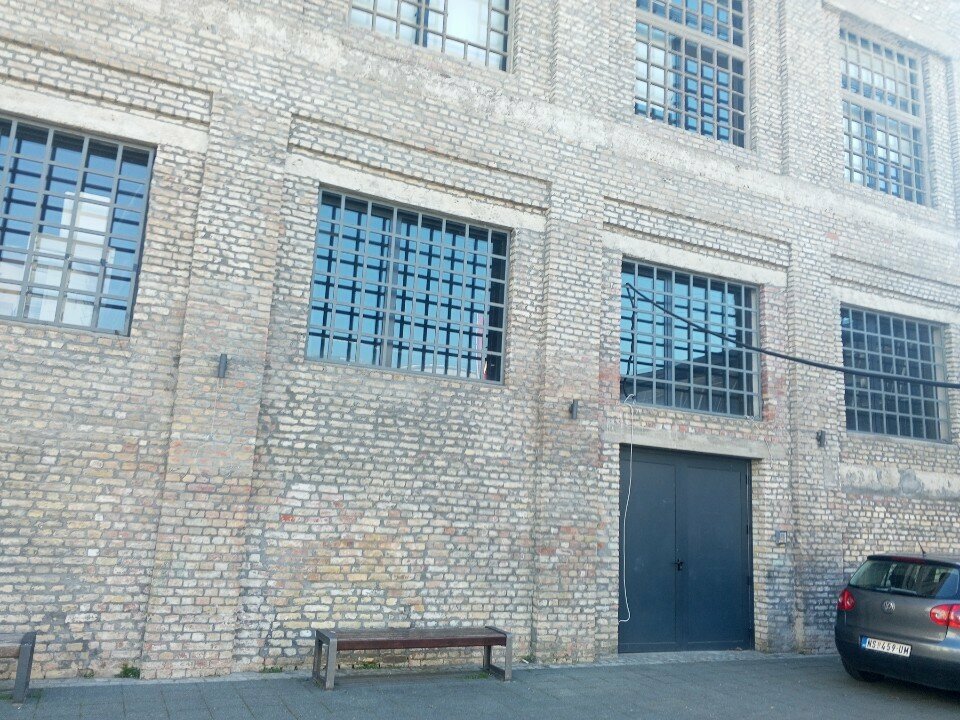 Kültür merkezleri Svilara Cultural Center, Novi Sad, foto