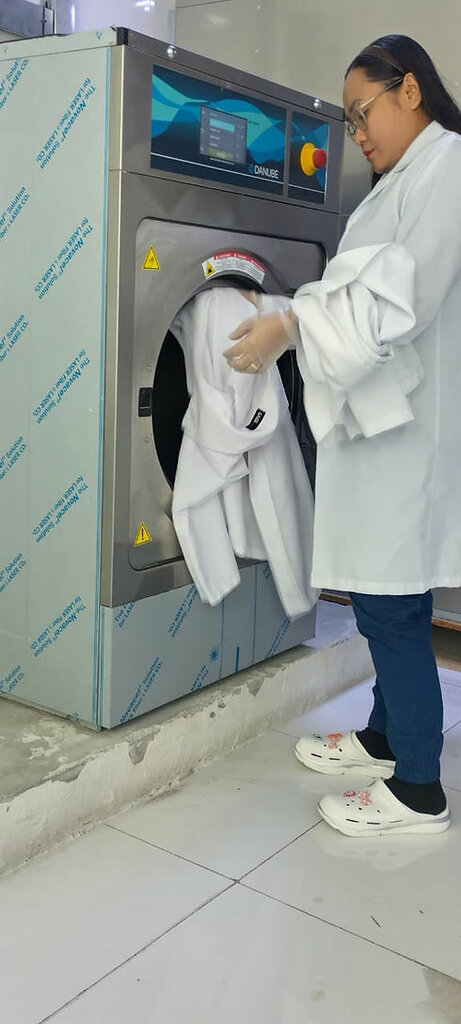 Çamaşırhaneler Hielo Clothes Washing, Abu Dabi, foto