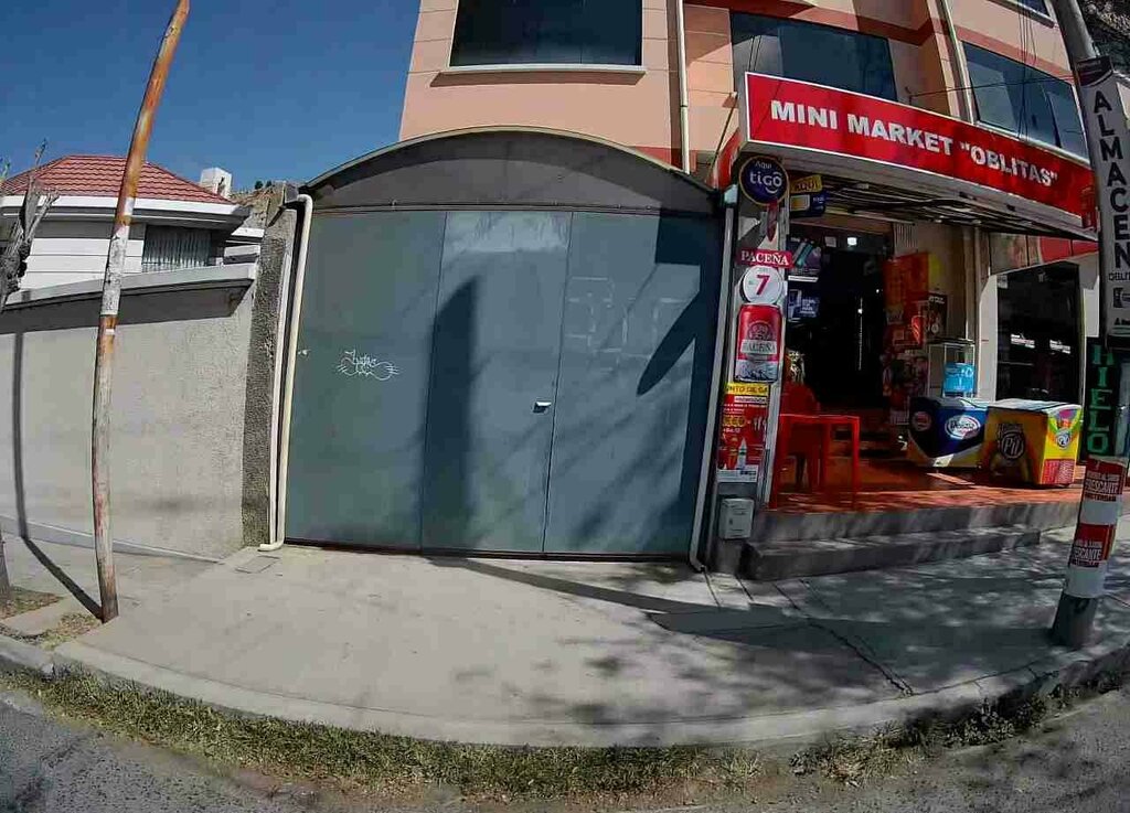 Süpermarket Minimarket Oblitas, La Paz, foto