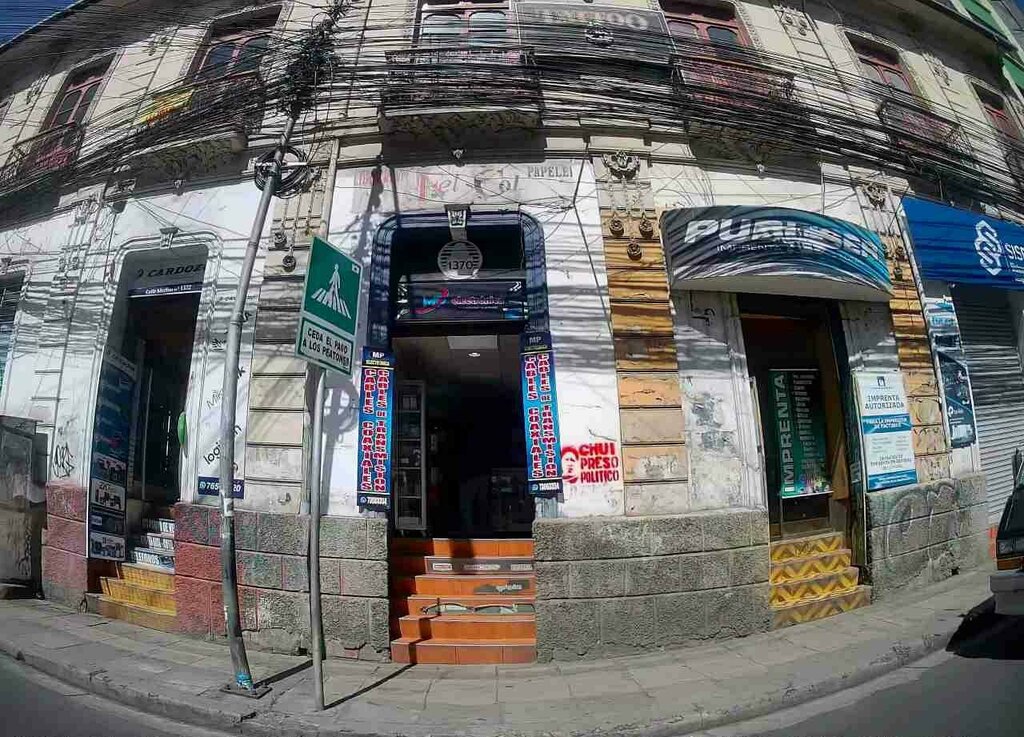 Elektronik cihaz ve parça firmaları MP Electronica, La Paz, foto