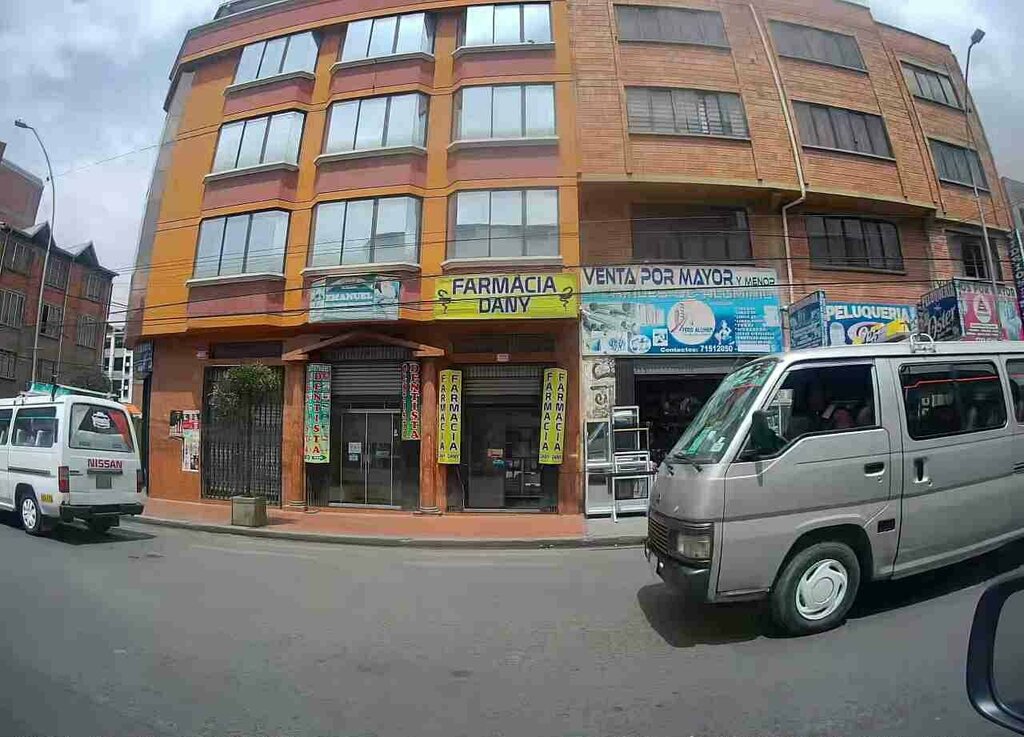 Eczaneler Farmacia Dany, El Alto, foto