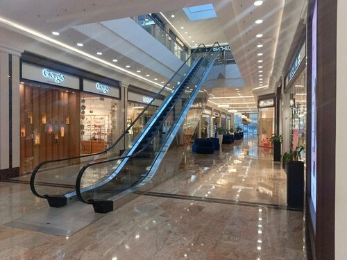 Alışveriş merkezleri Grand Marina, Soçi, foto