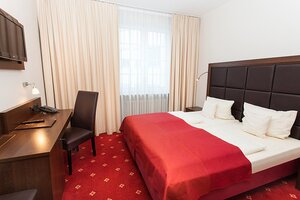 Centro National Frankfurt (Baseler Straße No:50, Frankfurt am Main, Frankfurt), otel  Frankfurt am Main'den