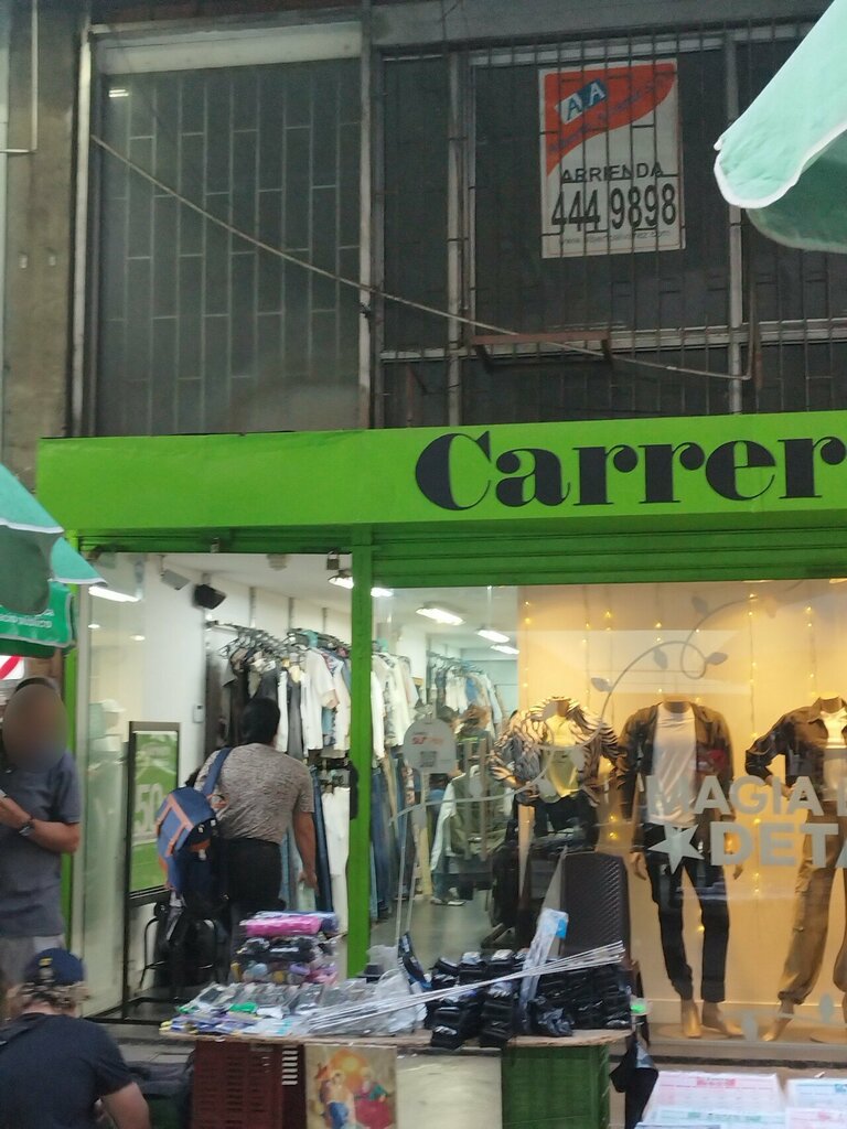 Giyim mağazası Outlet Career, Medellin, foto