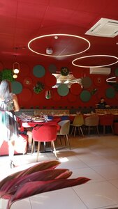 Malina (Kommunisticheskaya ulitsa No:28, rabochiy posyolok Pryamitsyno), kafe  Kurskaya oblastından