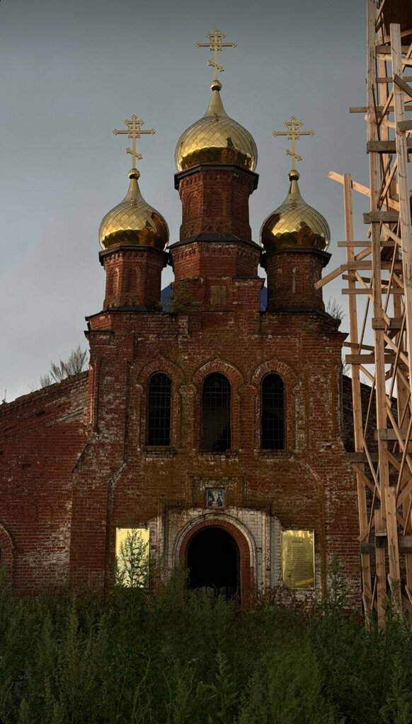 Ortodoks kiliseleri Tserkov Voskreseniya Khristova V Zmeyovo, Tataristan, foto