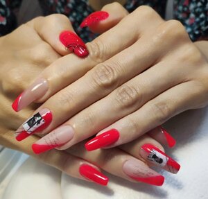 Nails Secret (улица Комбрига Потапова No:18), manikür-pedikür  Sevastopol'dan
