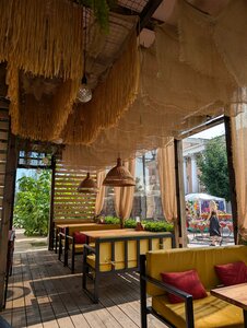 Гости (ulitsa Pugachyova No:27), restoran  Volsk'tan
