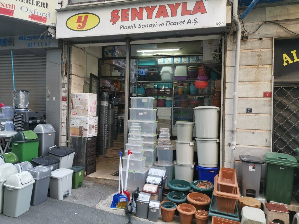 Plastik ürün üreticileri Şenyayla Plastik, İstanbul, foto