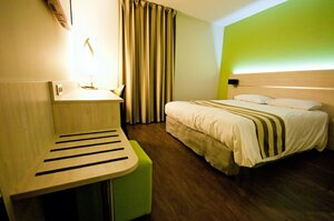 Brit Hotel Saint-Dizier (Grand Est, Haute-Marne, Arrondissement de Saint-Dizier, Saint-Dizier, Rue des Mérovingiens), otel